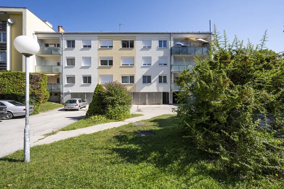 Wohnhausanlage am Stadtrand von Baden bei Wien